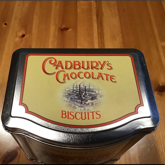 Vintage - Cadbury | Accents | Vintage Cadburys Chocolate Biscuits Tin ...